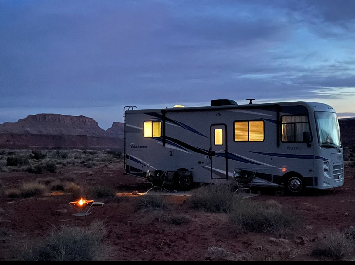 RV Camping At Lake Powell | The Ultimate Guide: Tips, Spots, And More!
